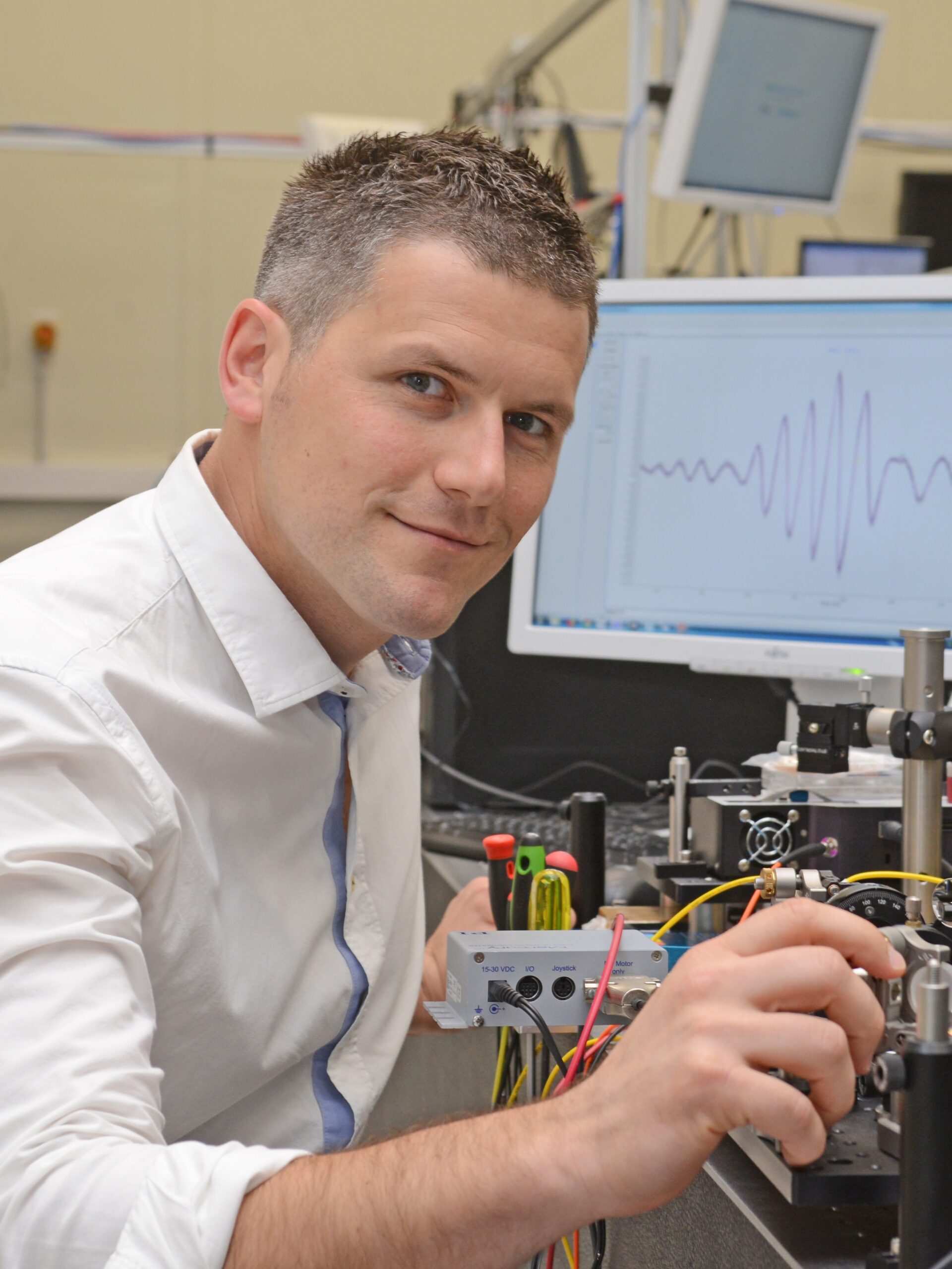 Team - Laboratory for Lightwave Metrology